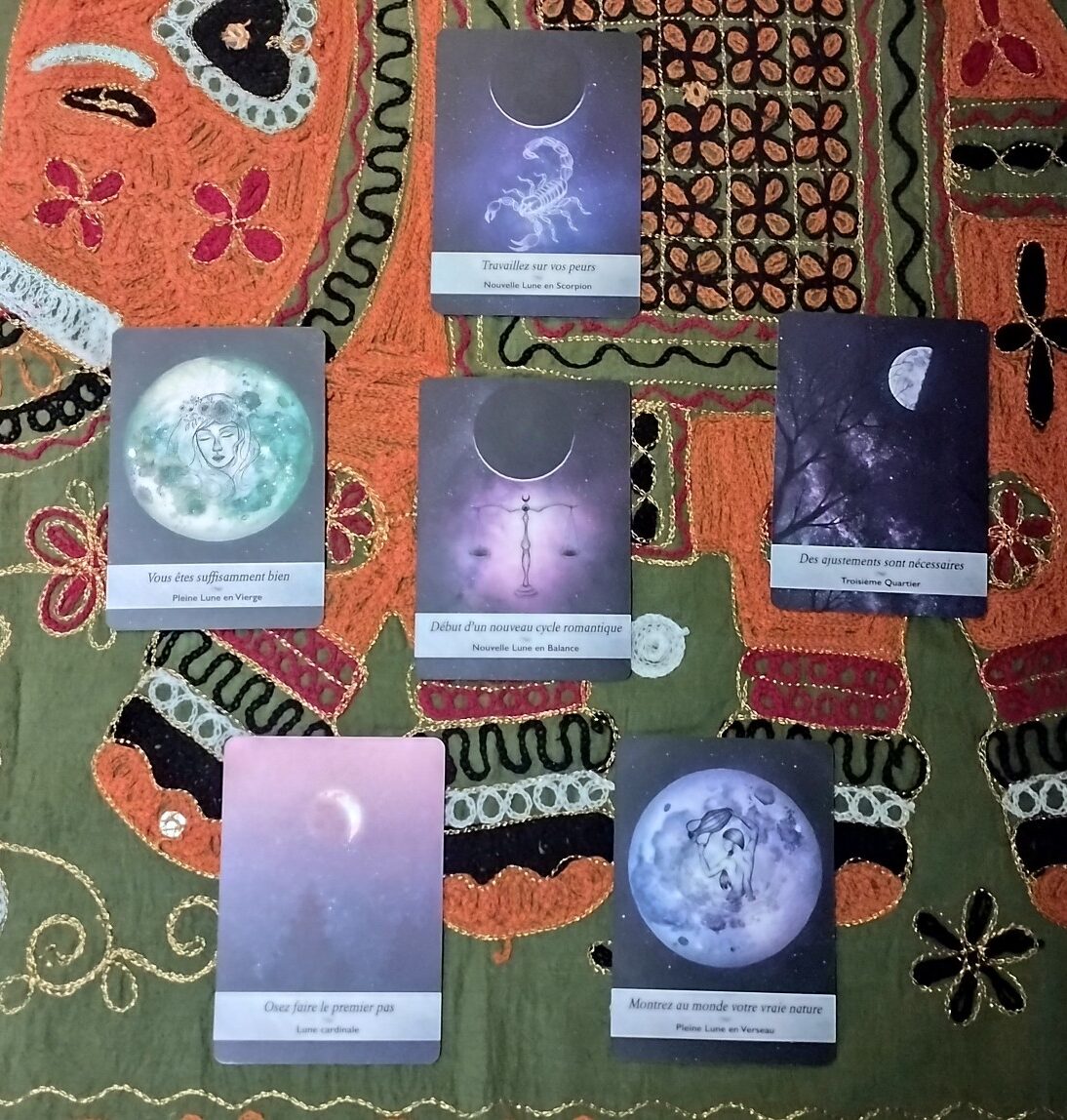 Tirage de cartes, en étoile – Oracle de la Lunologie | Nouvelle Renaissance